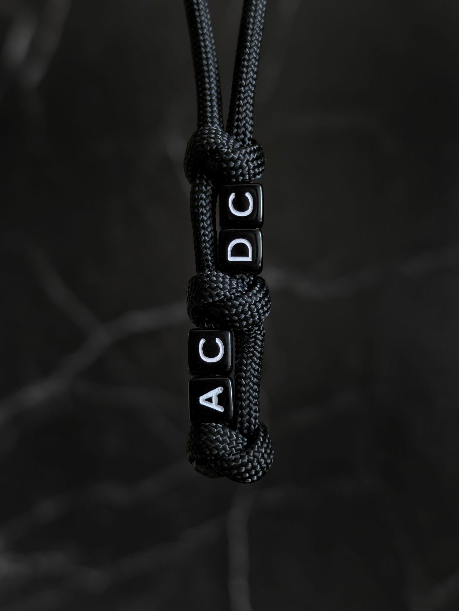 Темляк для ножа: "AC/DC"