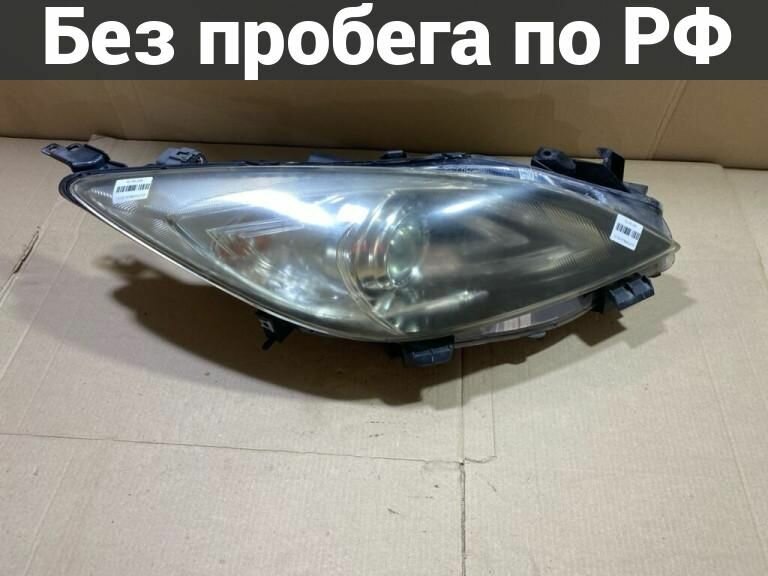 Фара Право с пробегом Mazda Axela BL5FW