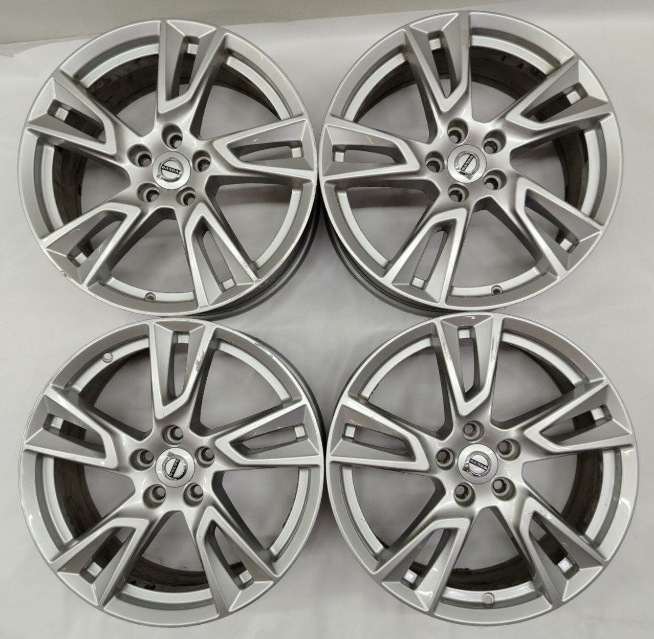 Комплект (4 шт) колесных дисков Volvo 18x7.5 PCD 5x108 D63.3 ET50.5 (оригинал)