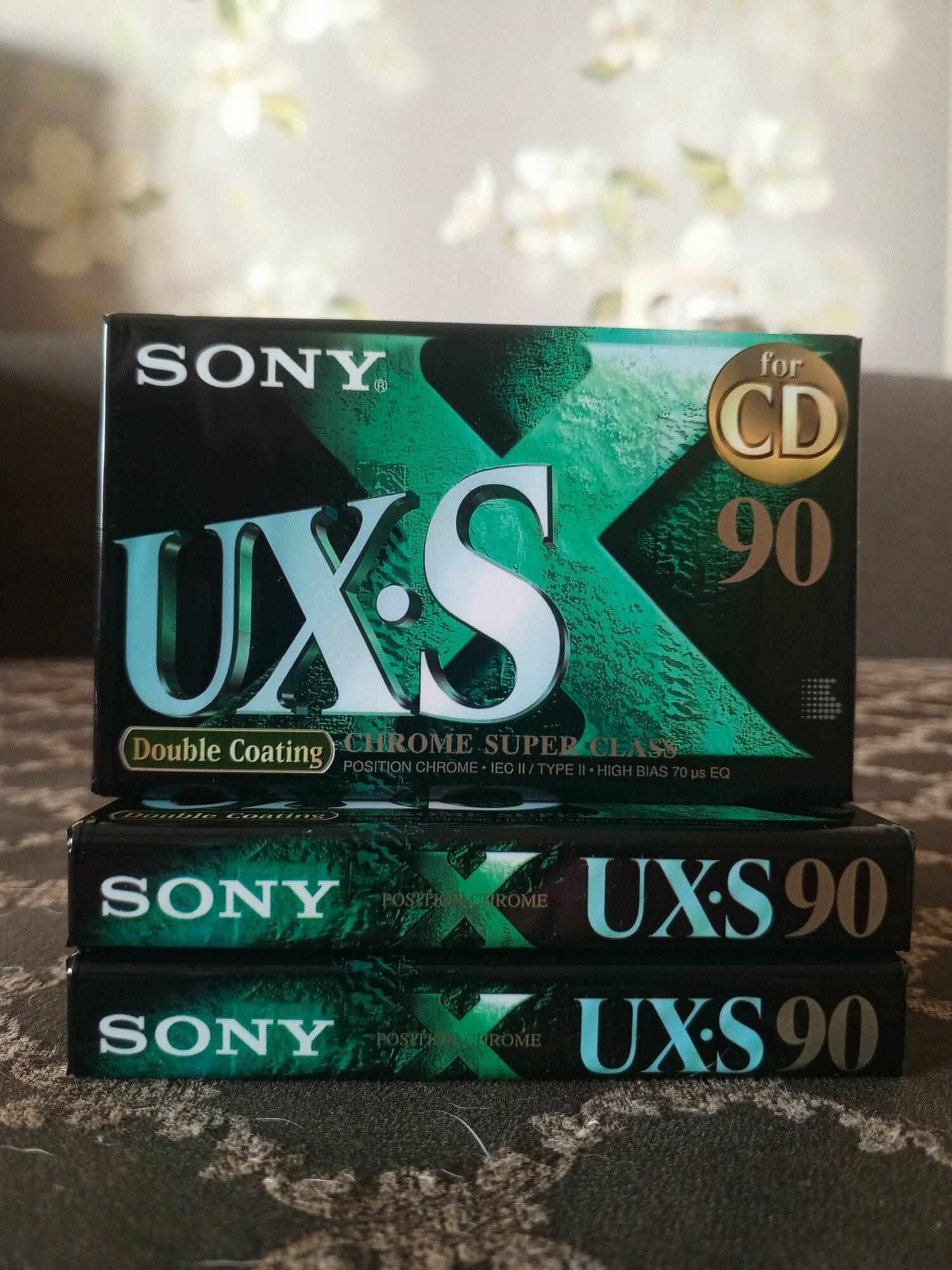 Аудиокассета Sony UX-S90 chrom , 1994 г, 1 шт (90 мин, топовый хром)