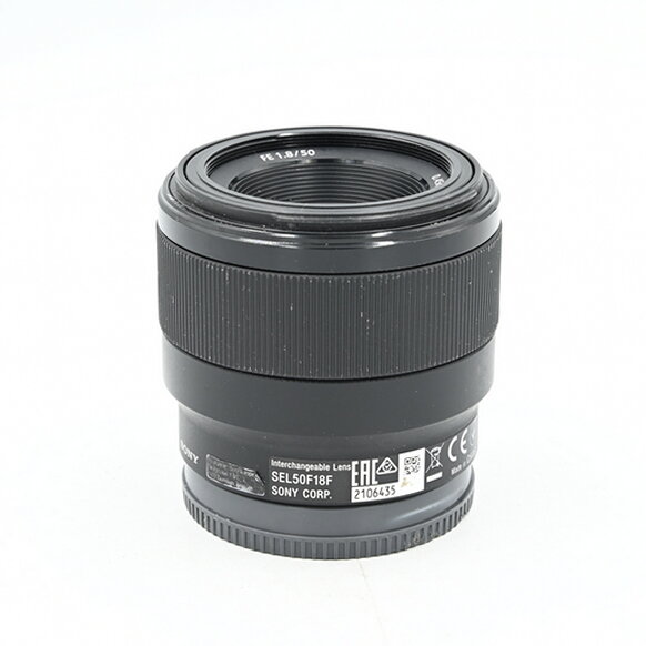 Объектив Sony FE 50mm f/1.8