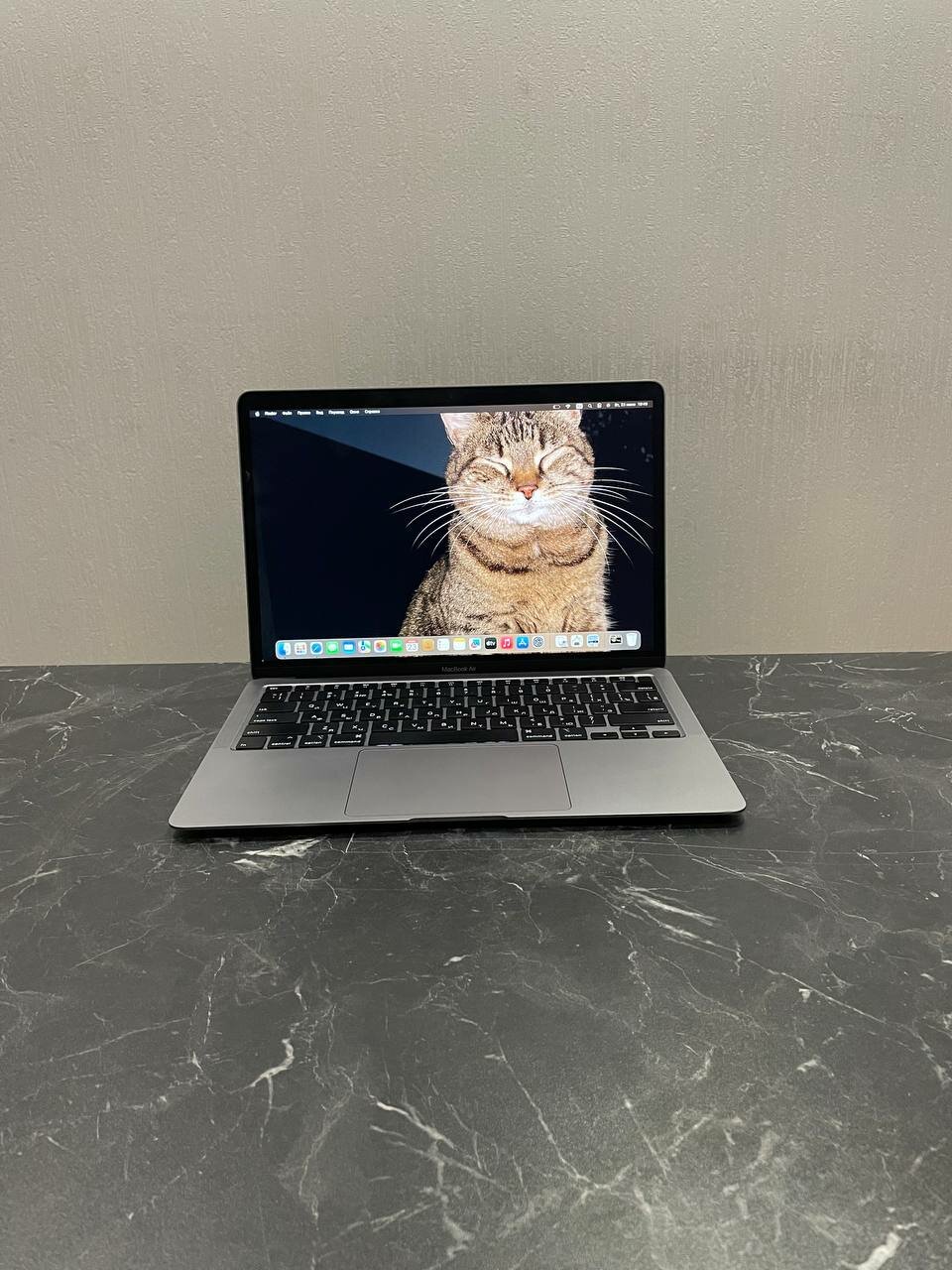 13.3" Ноутбук Apple MacBook Air 13 2020, Intel Core i3 1.1 ГГц, 8/128 ГБ, LPDDR4X, Intel Iris Plus Graphics, MacOS