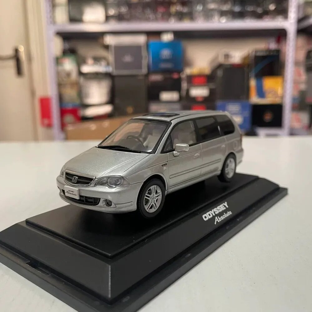 1:43 EBBRO Honda Odyssey Absolute RA6 Silver Diecast Model Модель коллекционная-дефект