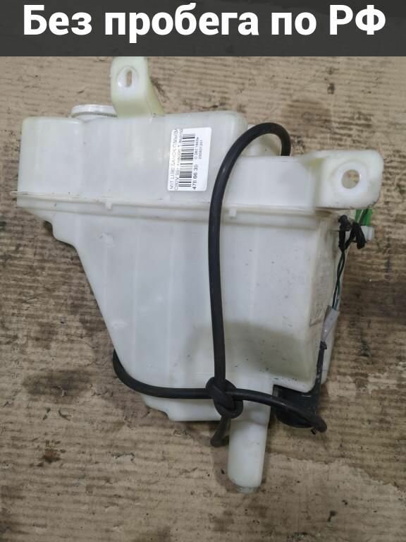 Бачок омывателя с пробегом Mitsubishi Libero CB2V