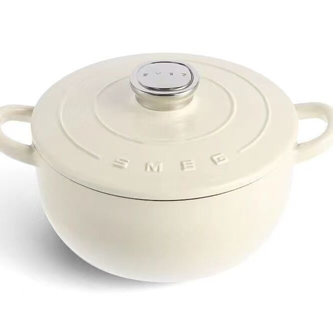 Кастрюля Smeg, чугунная, бежевый, с антипригарным покрытием, 4.2 л
