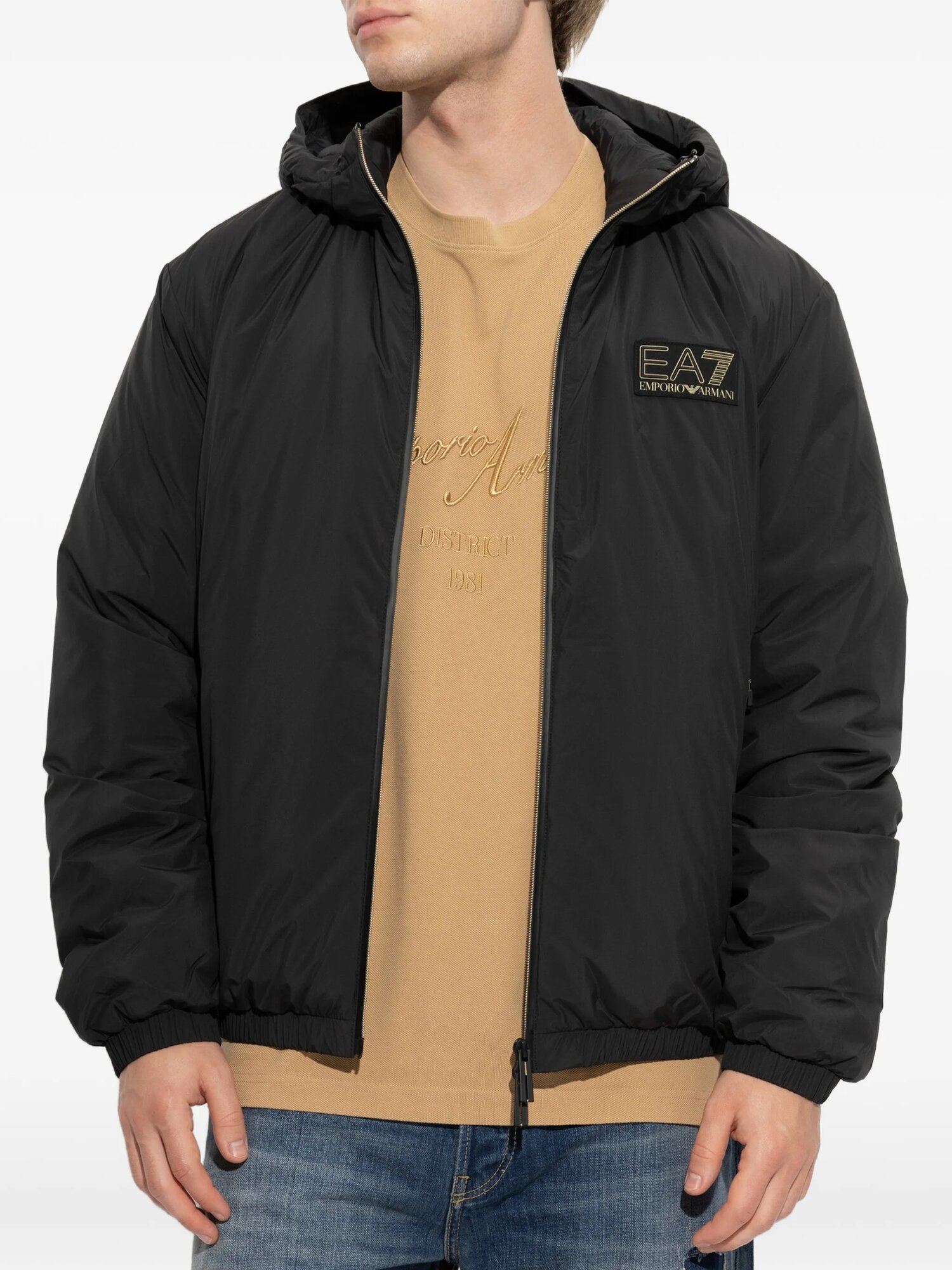 Куртка EA7 EMPORIO ARMANI Logo-patch hooded jacket, размер 46 — фото 1