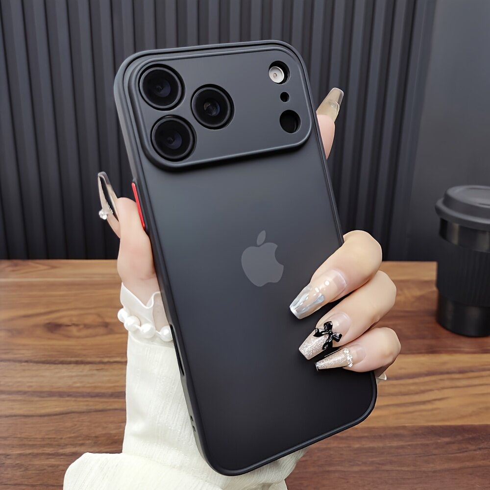 Чехол для iPhone 13 Pro черный матовый прозрачный с поддержкой беспроводной зарядки