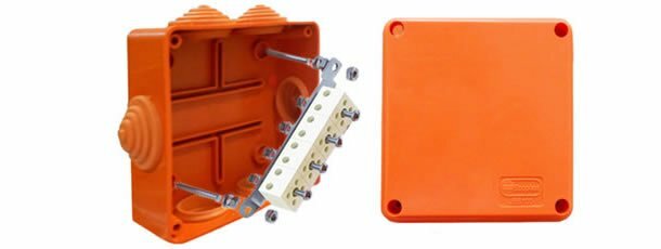 Ecoplast 43047HF JBS100 Коробка четырехполюсная (0,15 2,5 мм ) 100х100х55