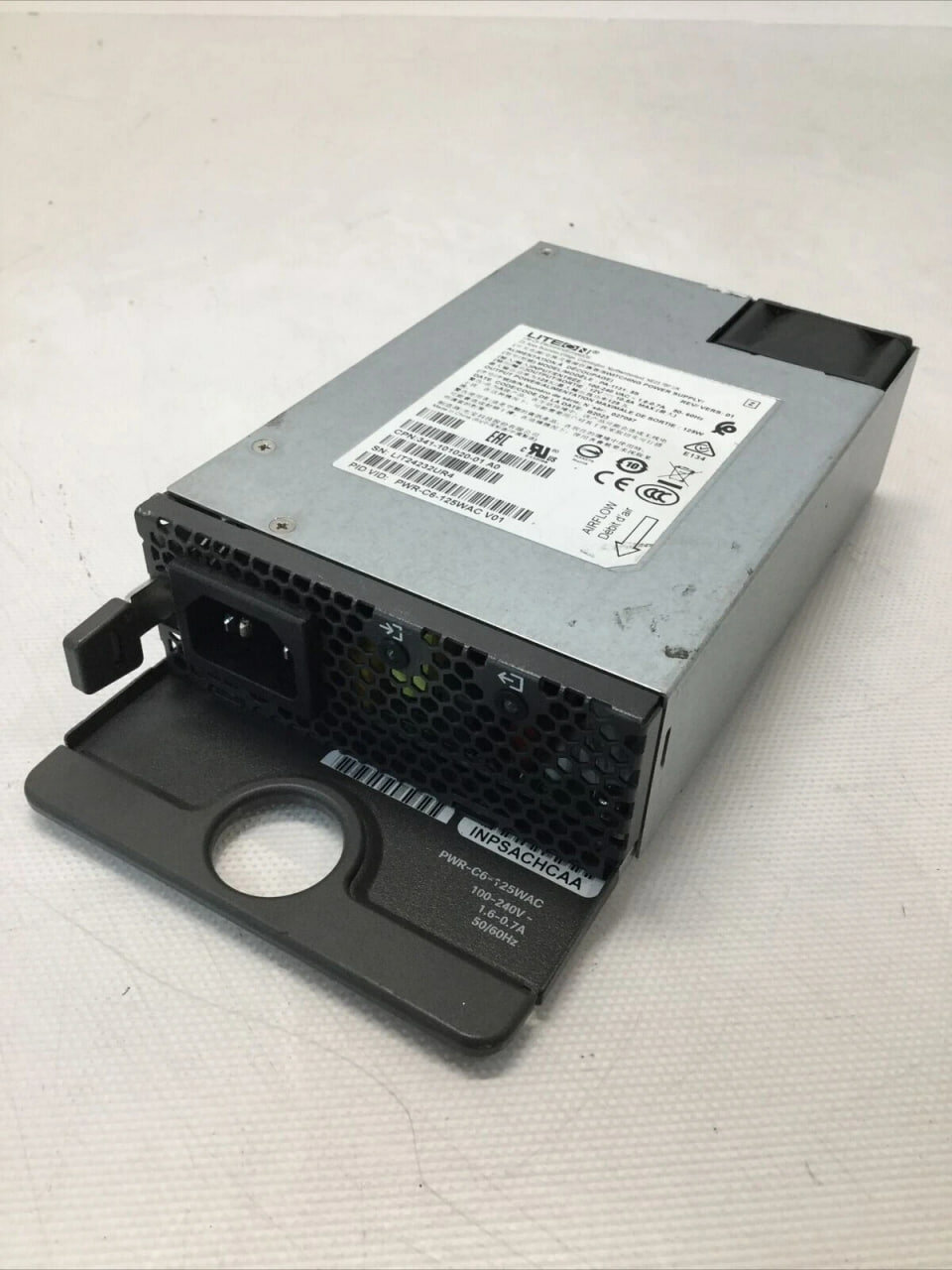Блок питания Cisco PWR-C6-125WAC, для коммутаторов серии Catalyst 9200, Hot-Swappable