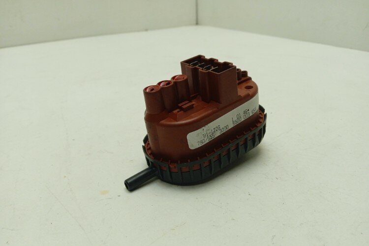 WFL1200 кт155 Датчик уровня воды для стиральной машины Bosch WFL1200 б/у