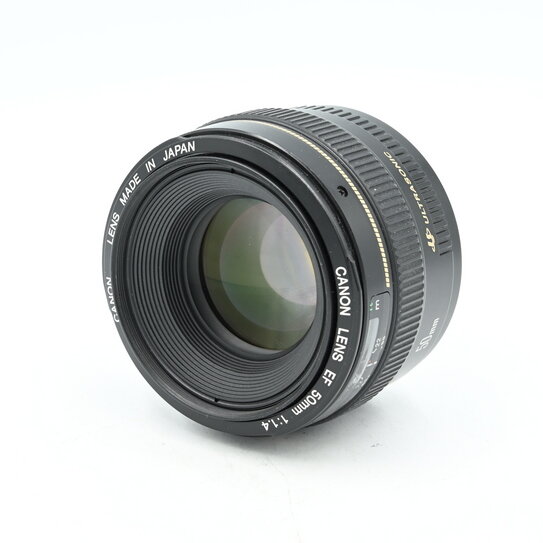 Объектив Canon EF 50mm f/1.4 USM