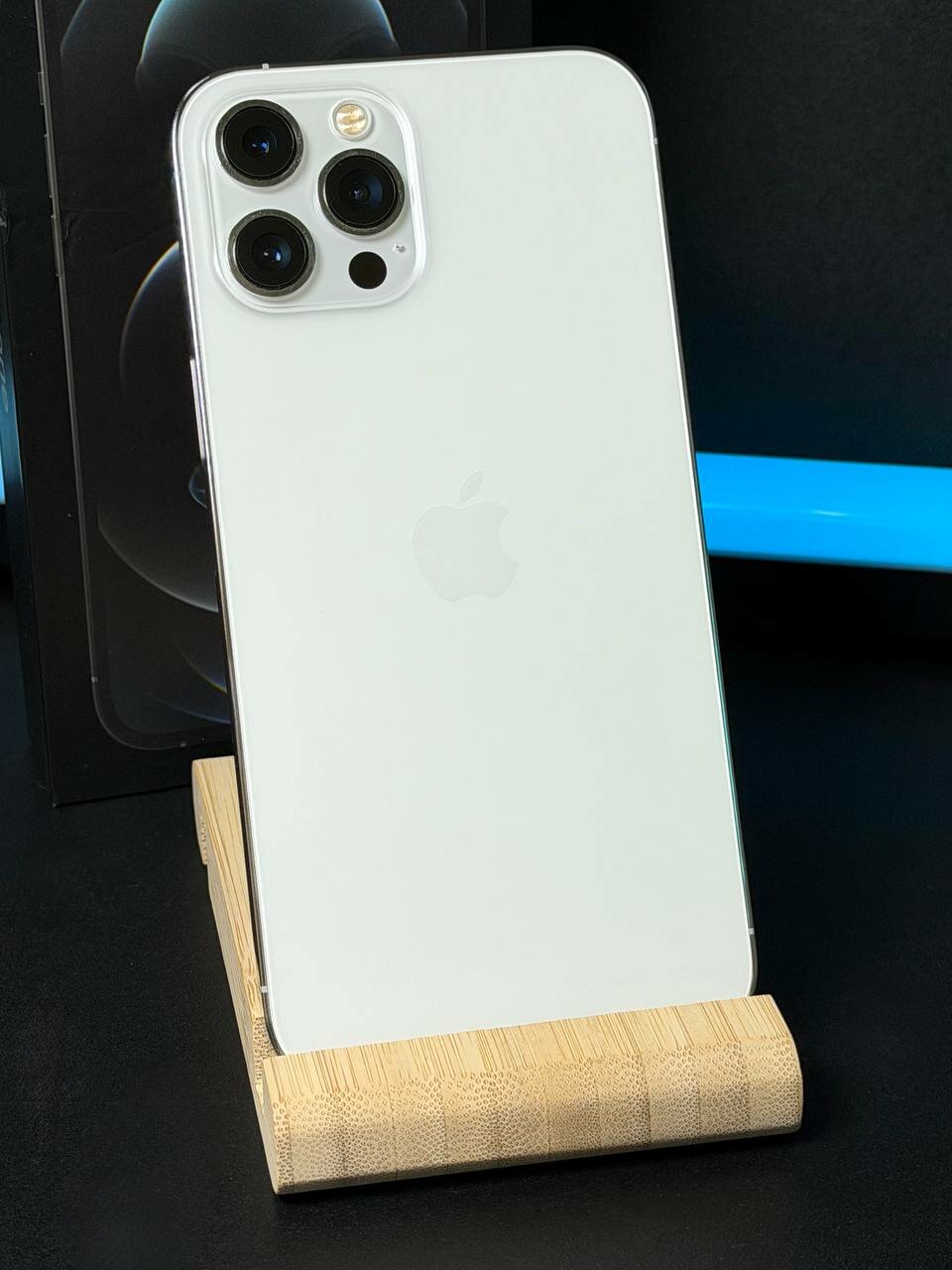 Смартфон Apple iPhone 12 Pro Max, 512 ГБ, nano-SIM + eSIM, белый