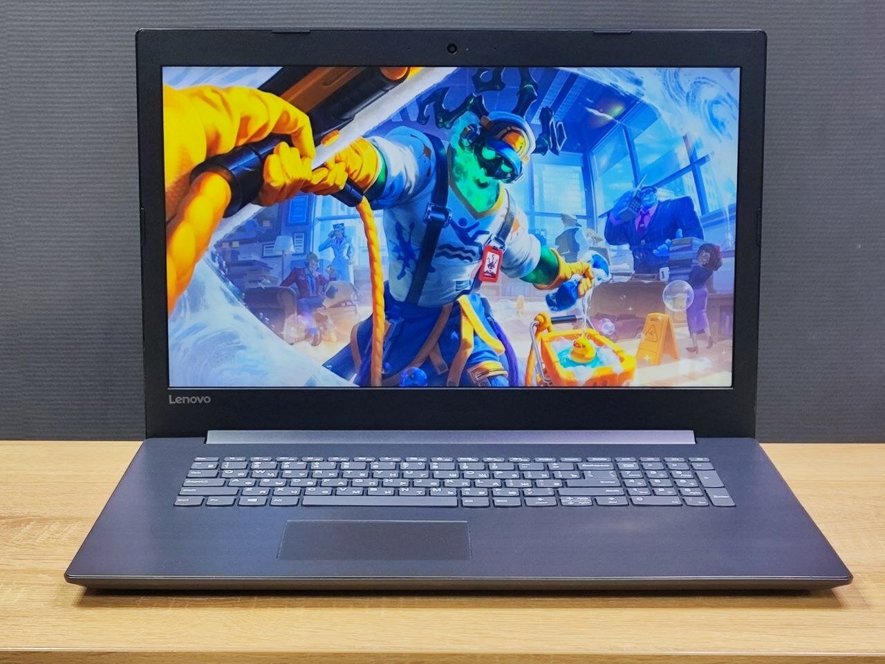 Ноутбук Lenovo ideapad 330-17AST\17.3" 1600х900\AMD A6-9225\8ГБ DDR4\AMD R7 M440 2GB\SSD 128GB\Windows 10 + Office