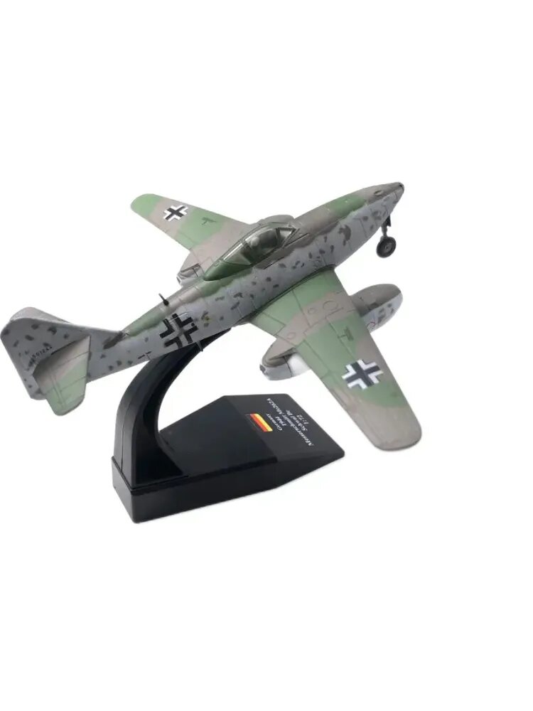 Модель самолета Me-262a Schwalbe 1/72, металл, вмвс подставкойЛитая
