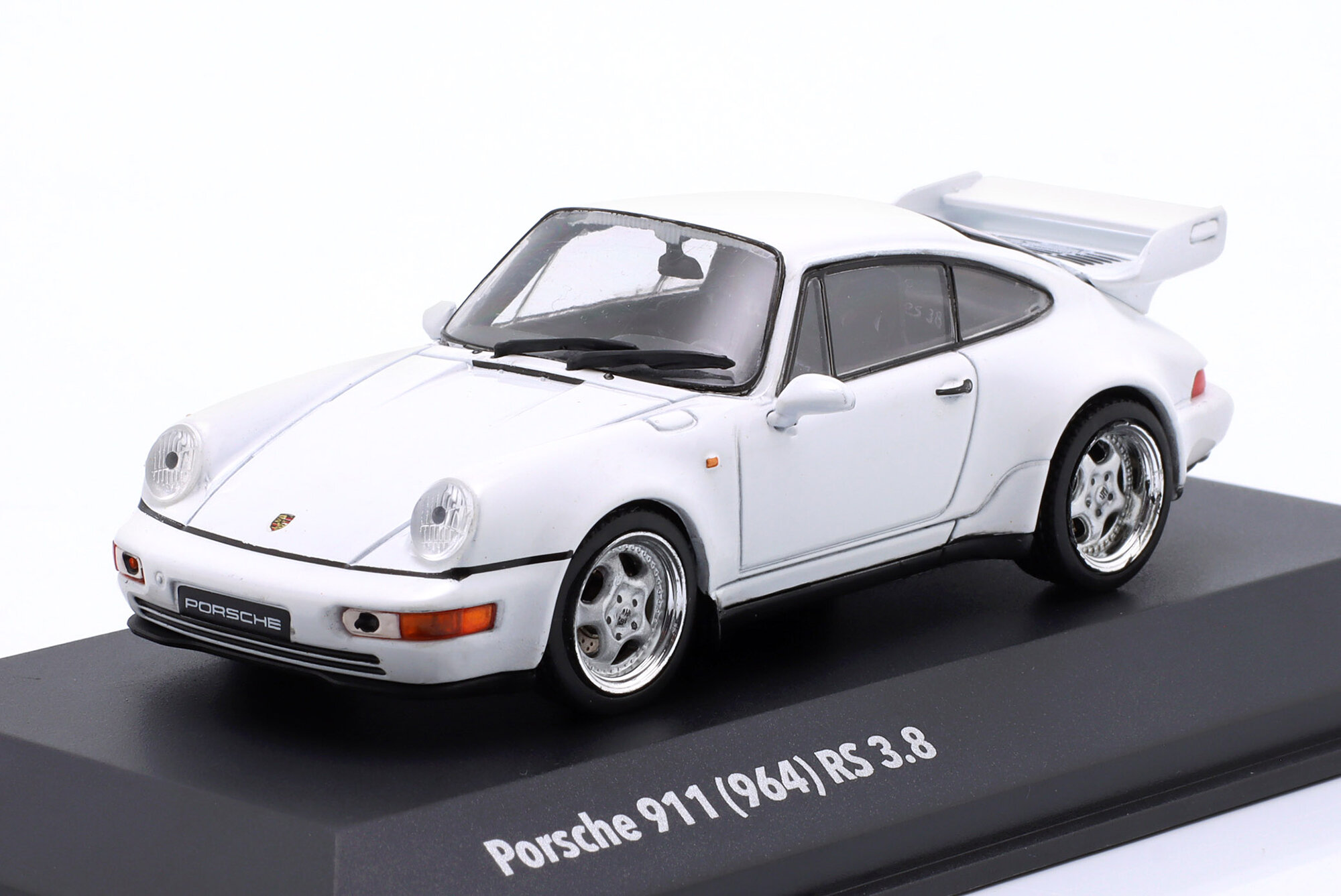 Модель коллекционная SOLIDO Porsche 911 (964) rs 3.8 1994 white