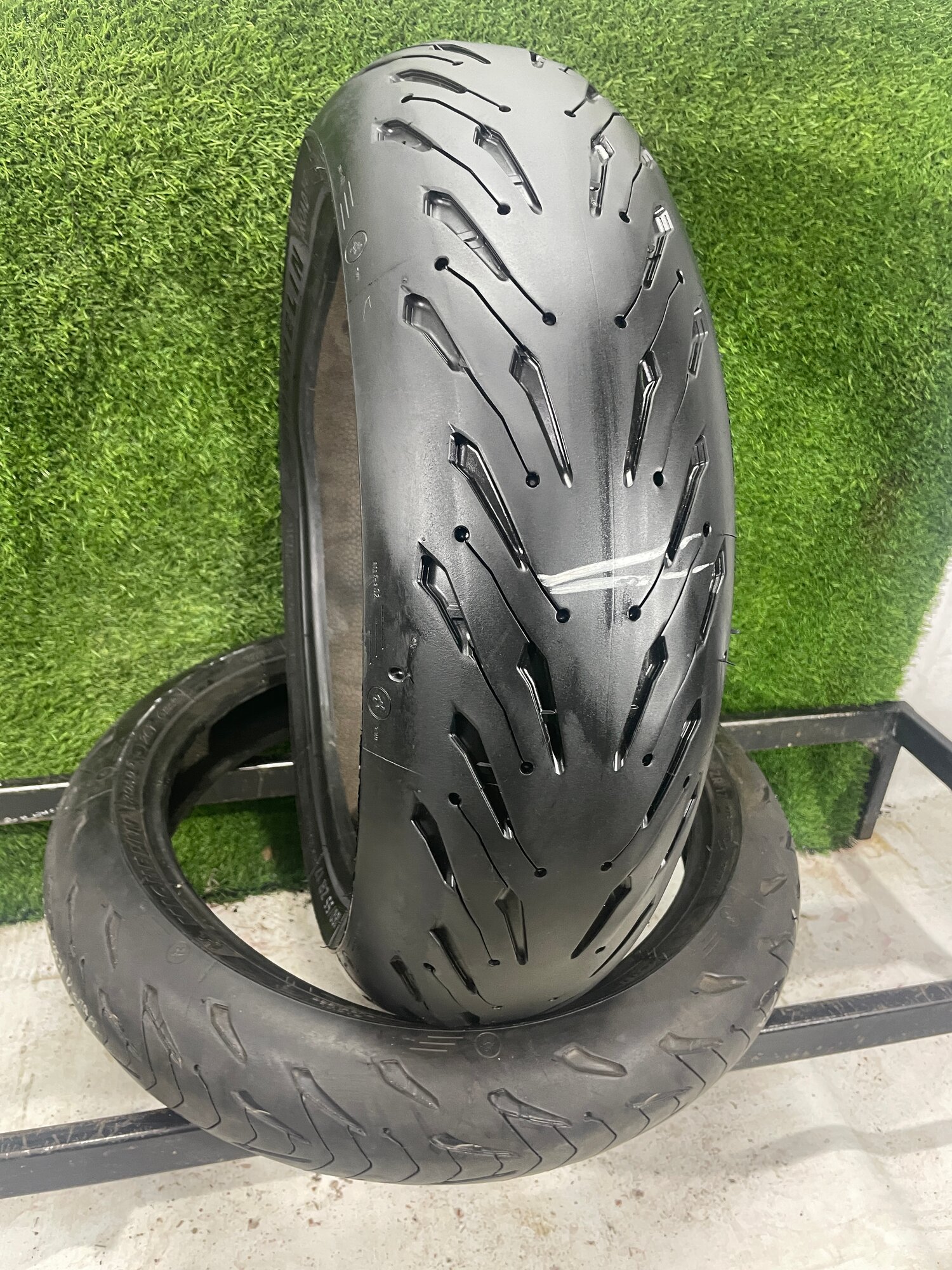 2020 г) Michelin Road 5 GT M1815 180/55 R17 73W