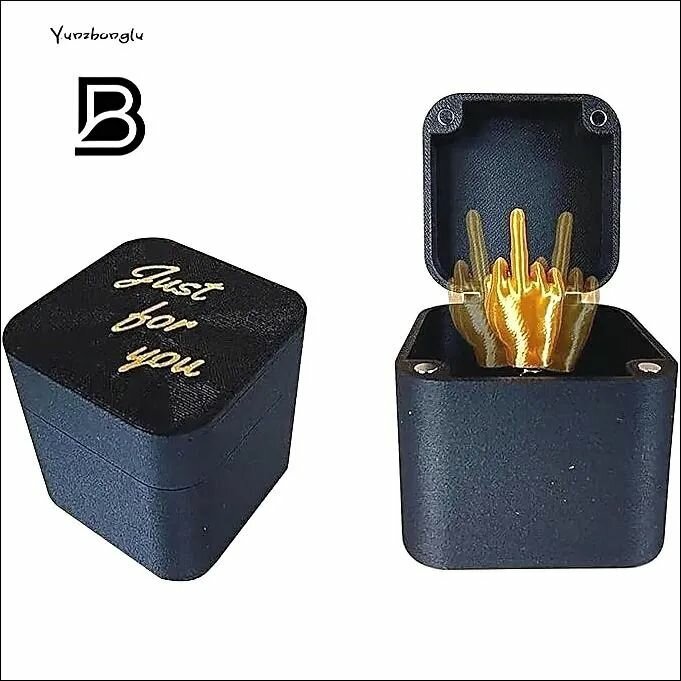 Игрушка для шутливого обмана, ящик с показом среднего пальца