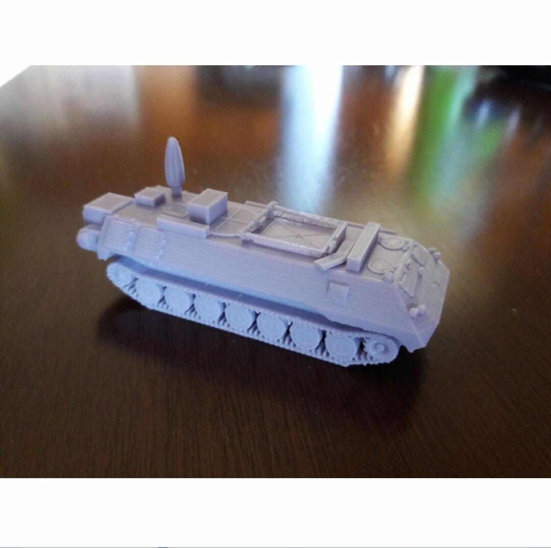 МТ-ЛБу Р-330П Радио точка. Масштабная модель 1:72.