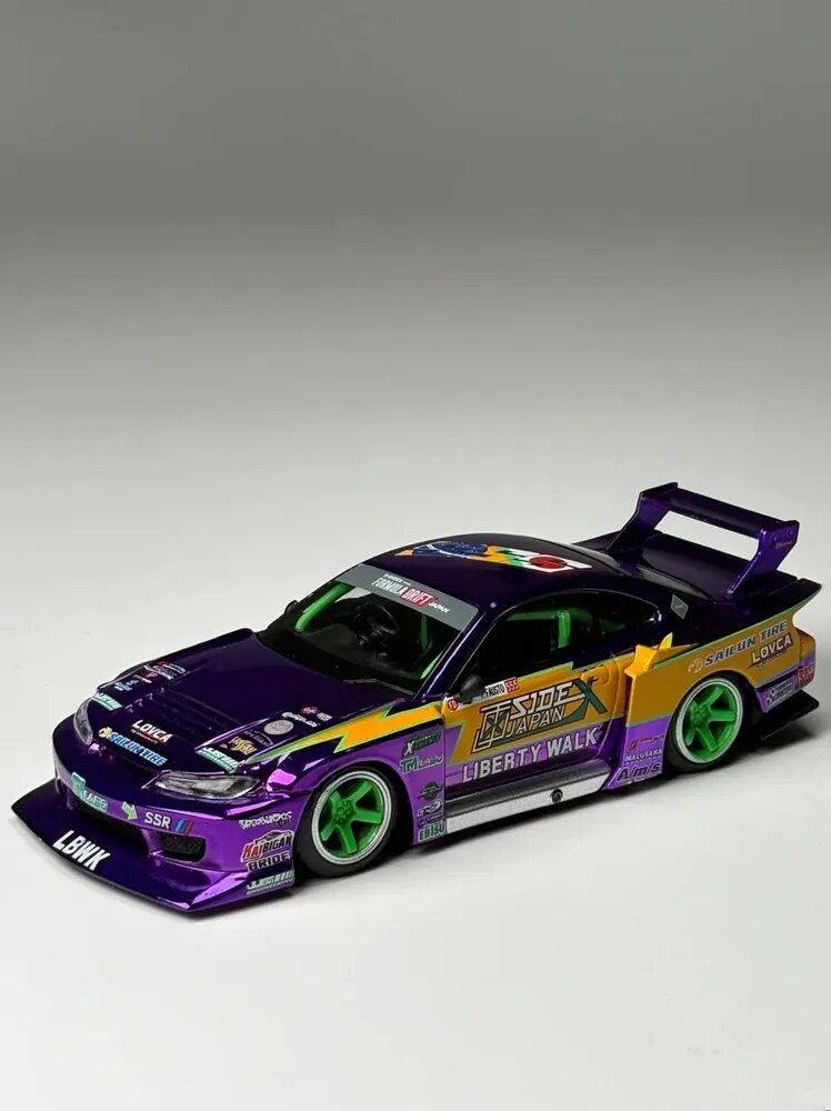 Коллекционная машинка MINI GT 1/64 #576 LB-Super Silhouette Nissan S15 SILVIA #555 2022 Formula Drift Japan