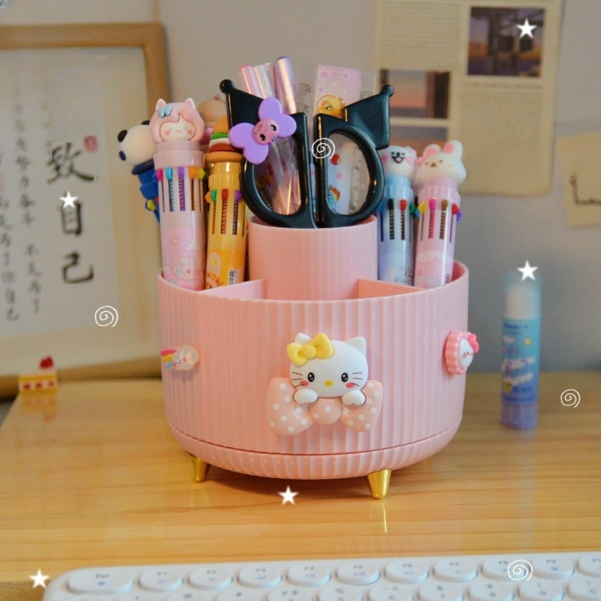 Органайзер хеллоу китти(Hello Kitty) подставка для ручек для ручек и карандашей на стол подставка для канцелярии