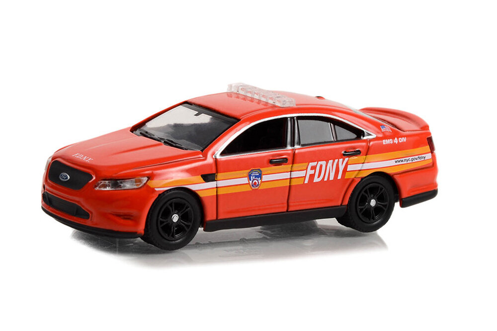 Ford police interceptor sedan fire department city of new york (fdny) ems division 4 2016 (длина модели 6-10 см)