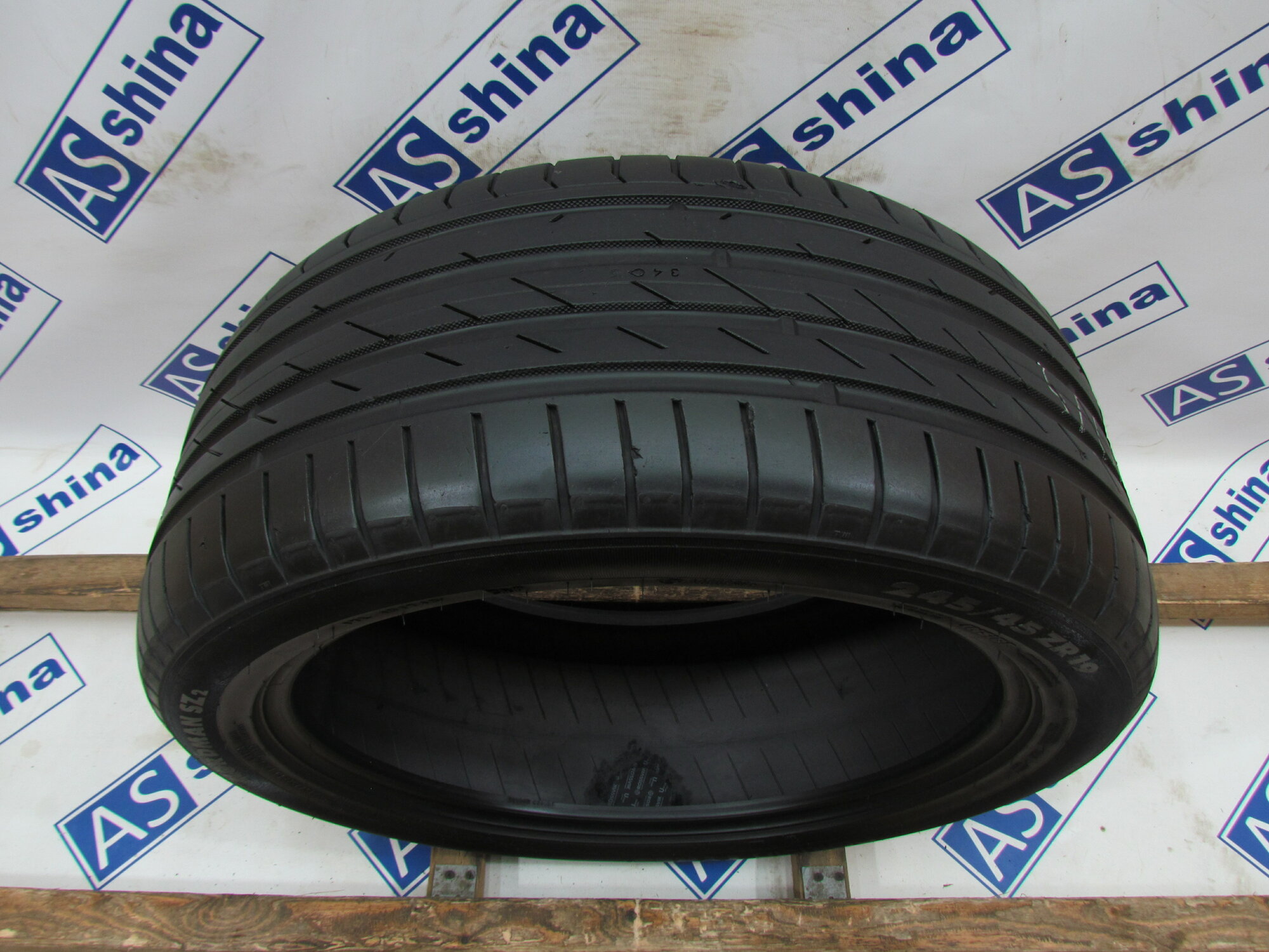 Nokian Nordman SZ2 245 45 R19 летние БУ шины 10-20% износ , артикул 0028697