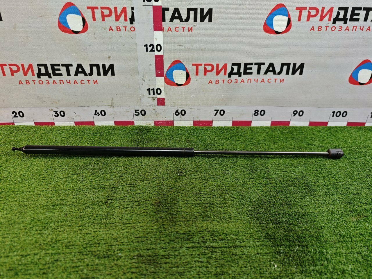 Амортизатор капота Renault Megane 1.5 K9KF830 2009 (б/у)