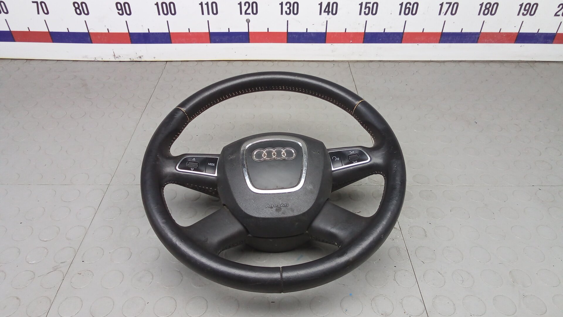 Руль AUDI A4 B8