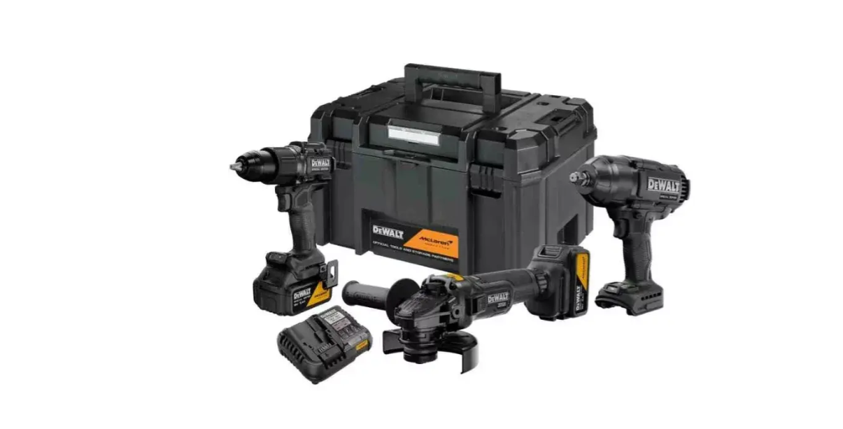 Набор аккумуляторных инструментов DeWALT DCK3222MP2T McLaren F1