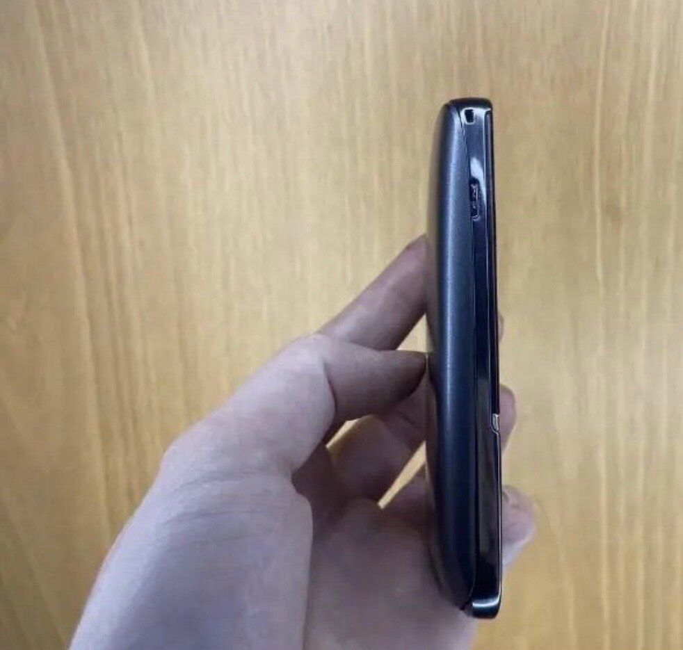 Nokia Asha 300 — фото 1