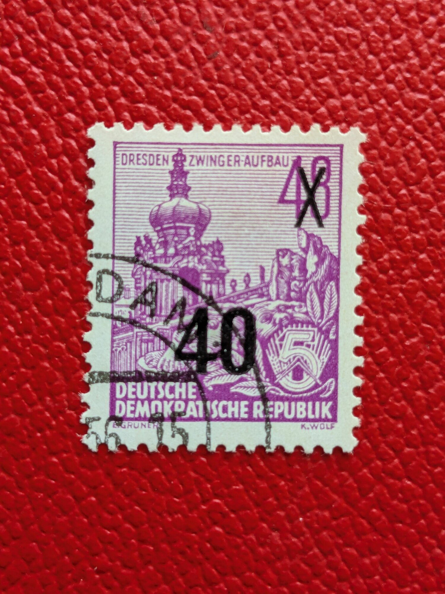 Марки Германия (ГДР) 1954. Из серии: "Пятилетний план - Стандартный выпуск - С надпечаткой". Наклейка. Редкость. См фото