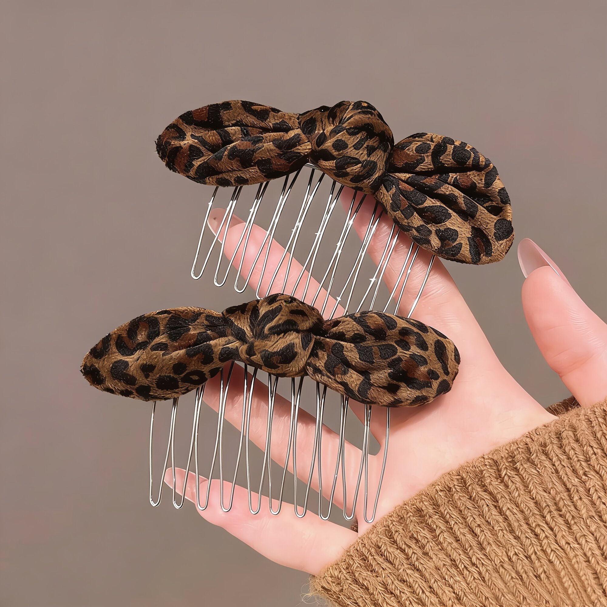 Заколки-гребни с леопардовым принтом и бантом, 2 шт.