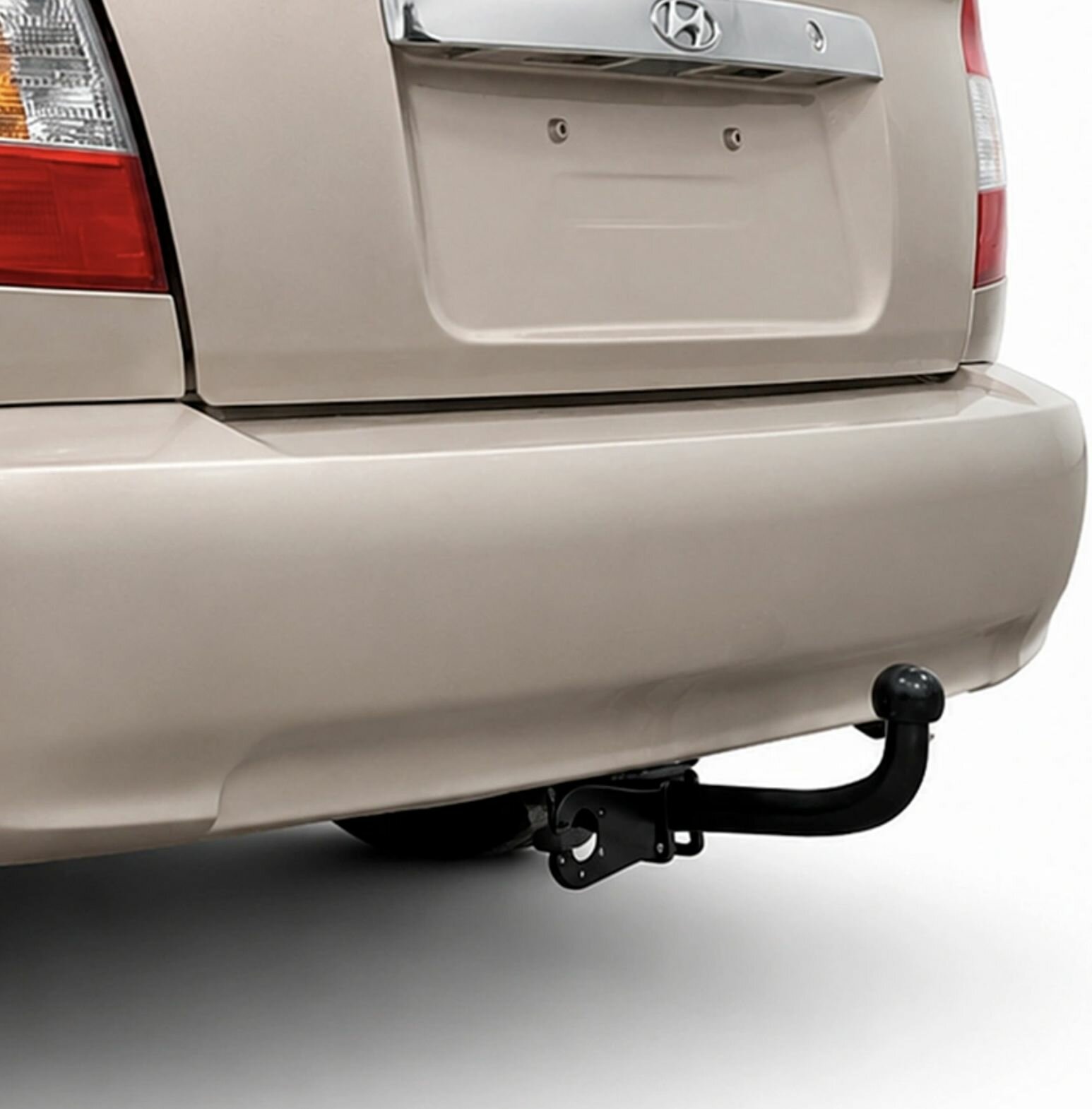 Фаркоп Berg для Hyundai Accent 1999-2012, тип А, 1000/75 кг. F.2319.001