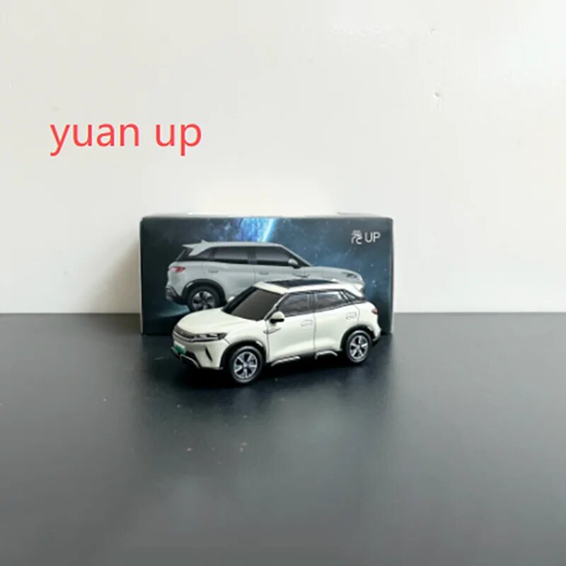 Модель автомобиля Yuan UP 1:64, цвет C