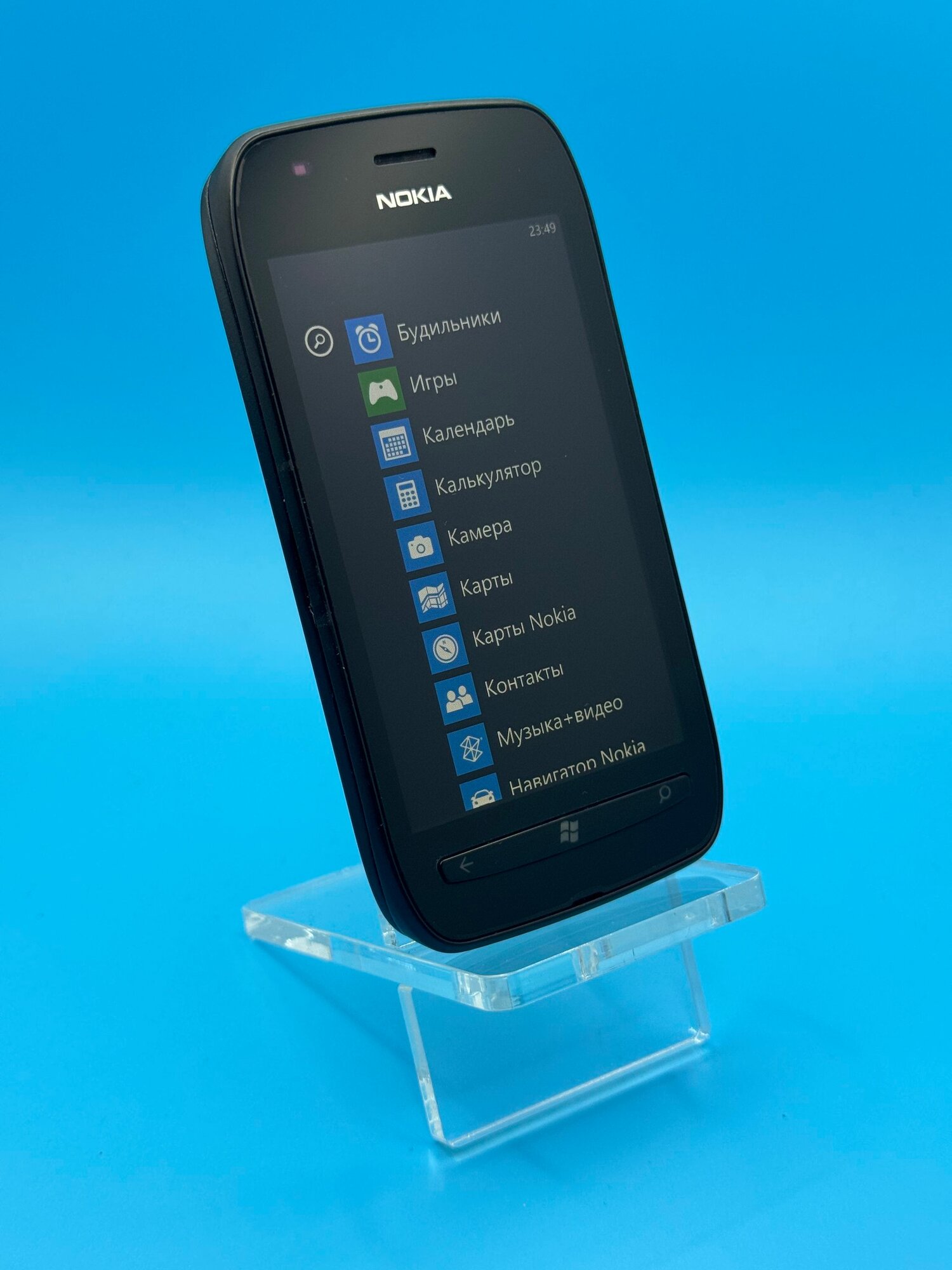 Смартфон Nokia Lumia 710 — фото 1