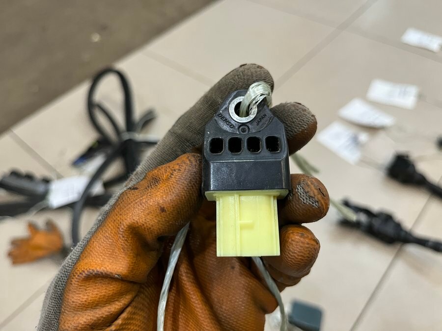 Датчик AIR BAG от Toyota Camry XV40 2006-2011