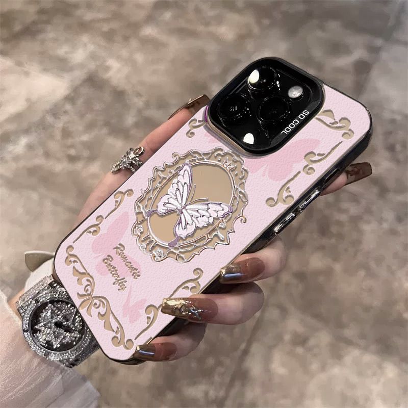 Чехол на Aйфон 14 Про / IPHONE 14 PRO светло-розовый с черной рамкой камеры и принтом бабочки в винтажной рамке, антиударный силиконовый чехол