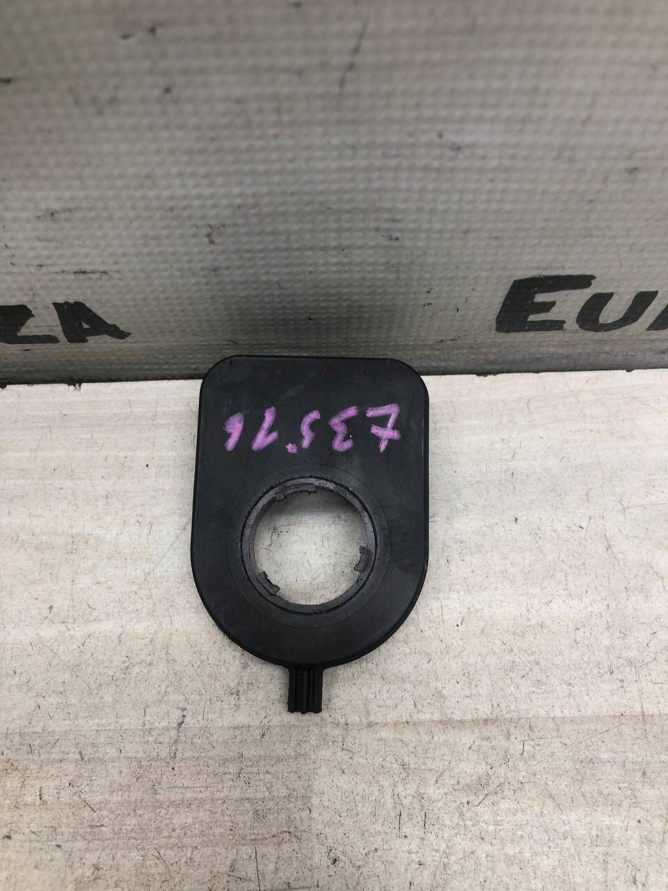 Датчик угла поворота руля Mercedes-Benz W639 A6395420018