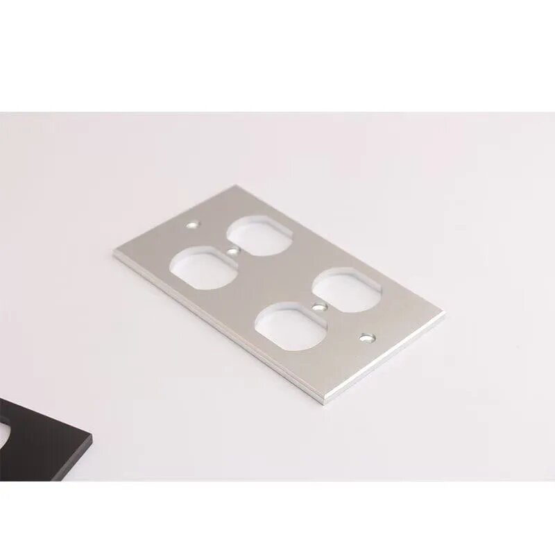 CHANGELIN Панель для розеток 86*86 2+4 контакта 4Bit Silver