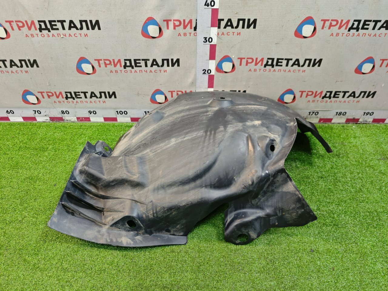 Подкрылок Renault Megane 1.5 K9KF830 2009 перед. лев. (б/у)