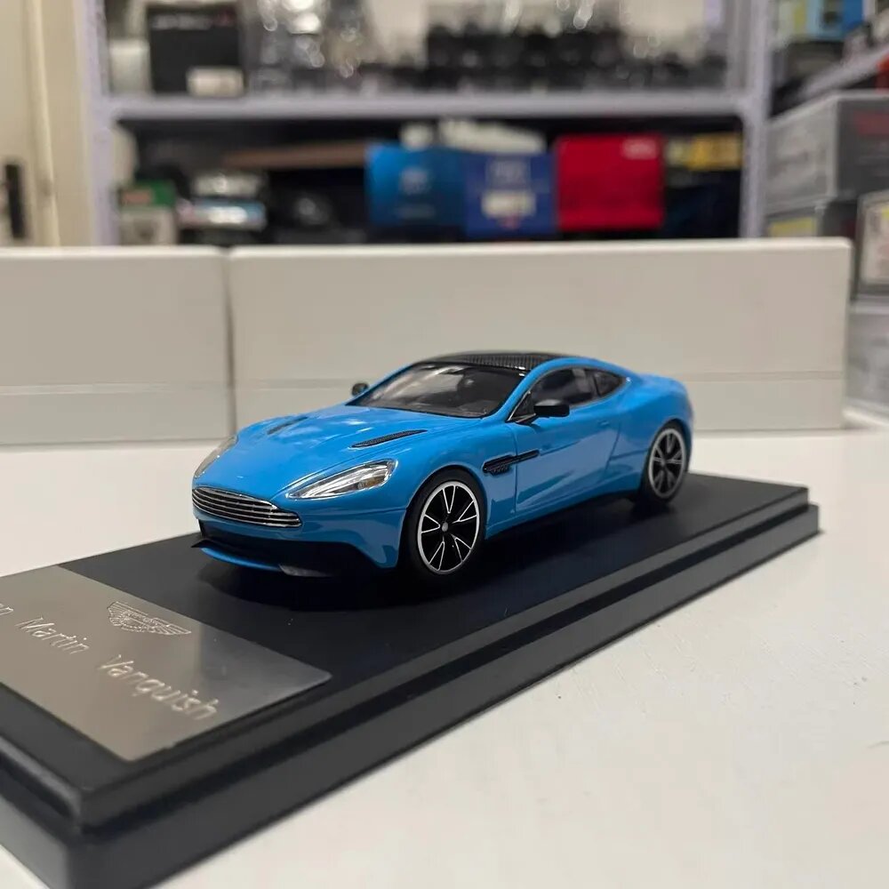 1:43 LCD Aston Martin Vanquish Blue Diecast Model Модель коллекционная