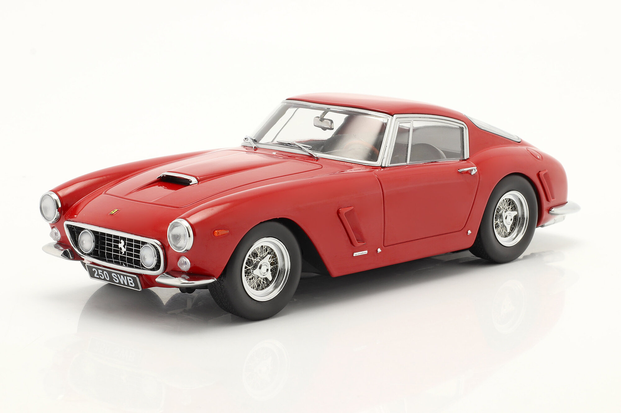 Модель коллекционная KK-SCALE Ferrari 250 gt swb passo corto 1961 red
