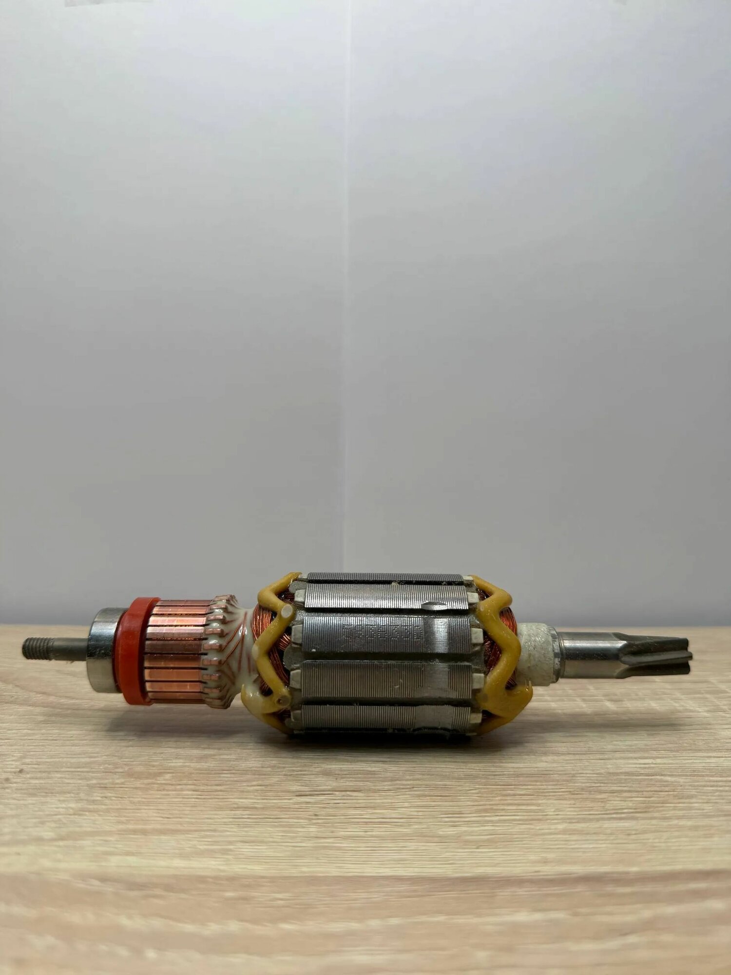 Ротор якорь Makita для HR4001C/HR4010C, 513633-7