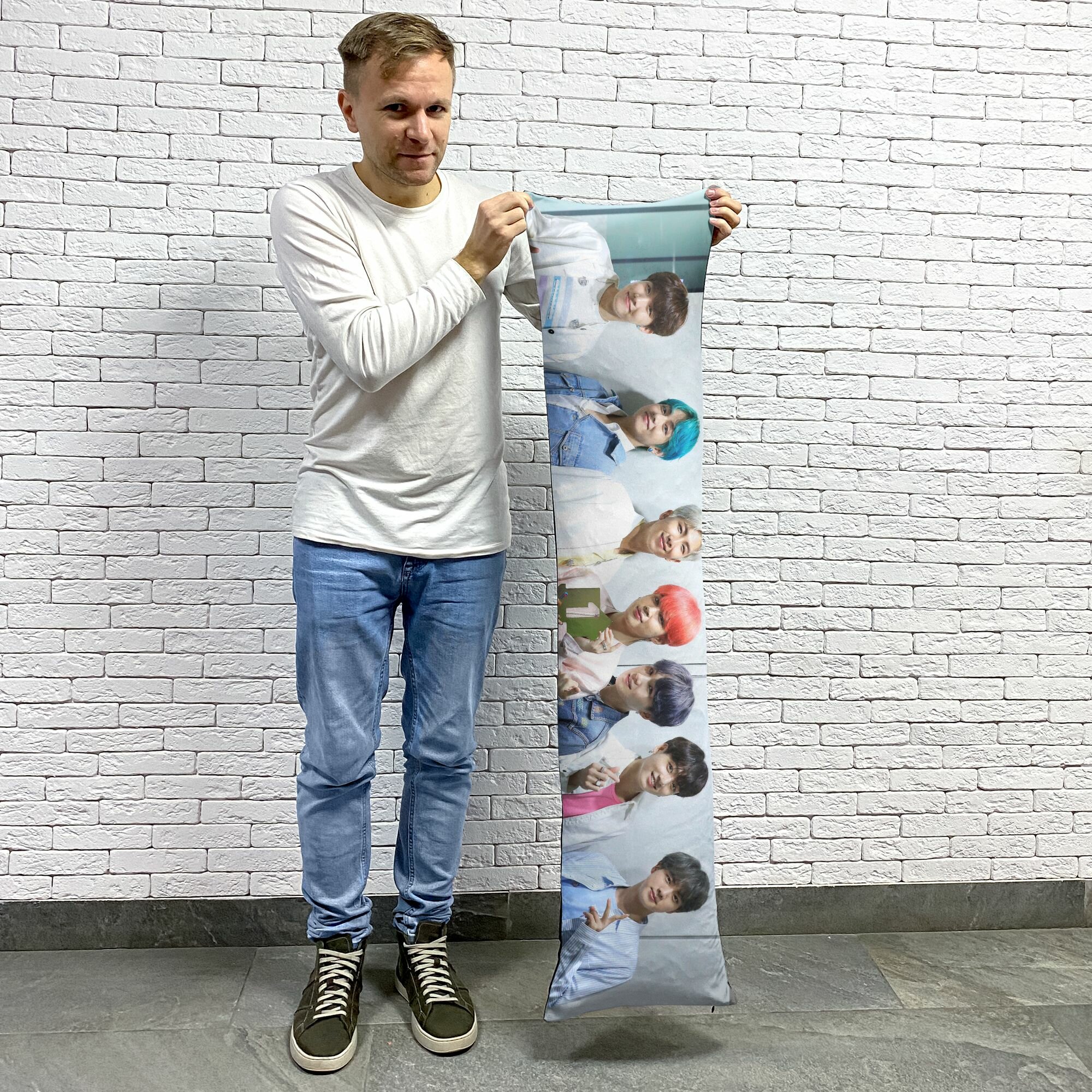 Подушка дакимакура BTS 35x140 см
