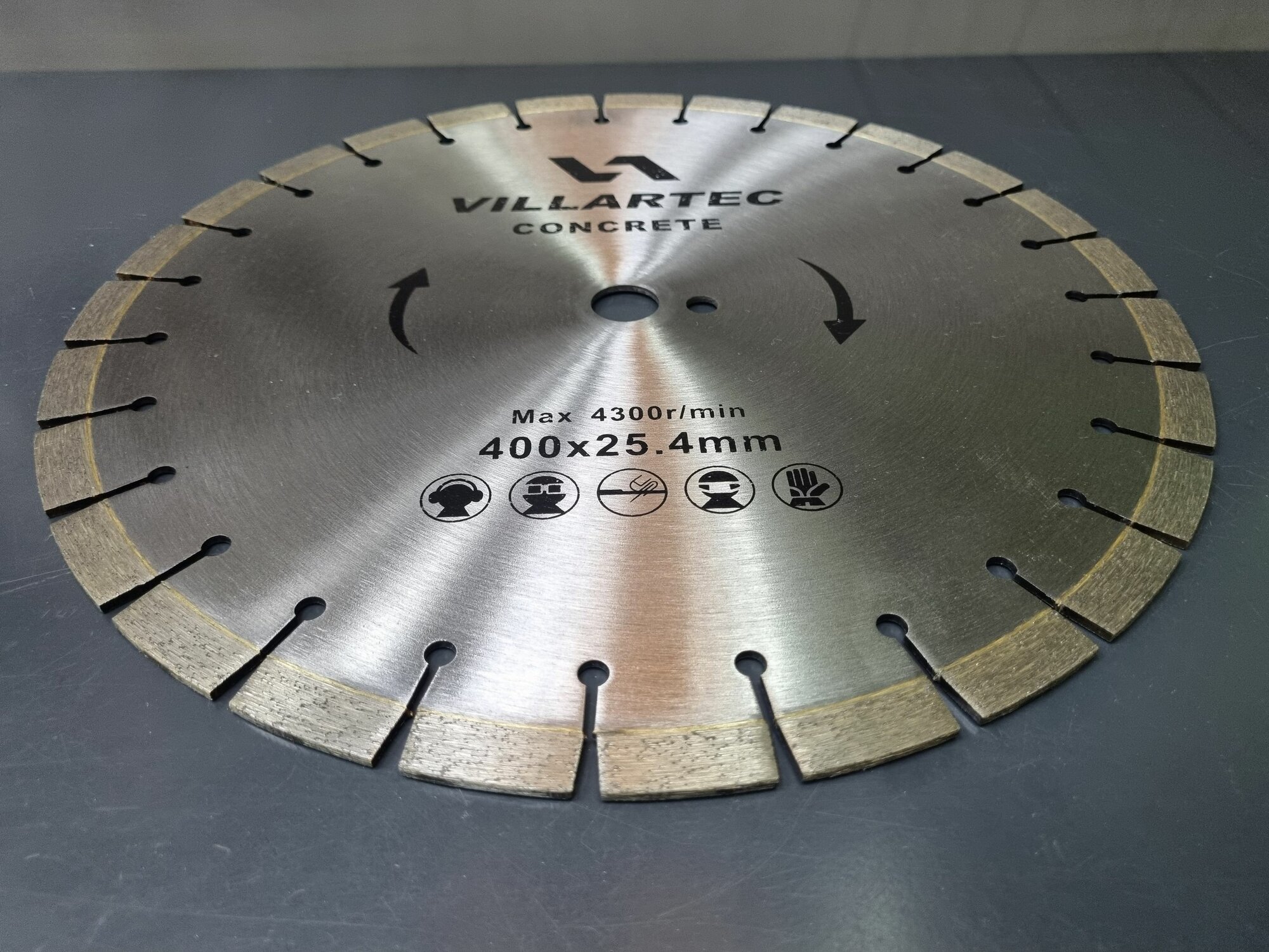 Алмазный отрезной диск VILLARTEC, (d-400 мм, посадка-25.4 мм), для бензореза VILLARTEC CC 747/CC 1290, артикул 257405000001