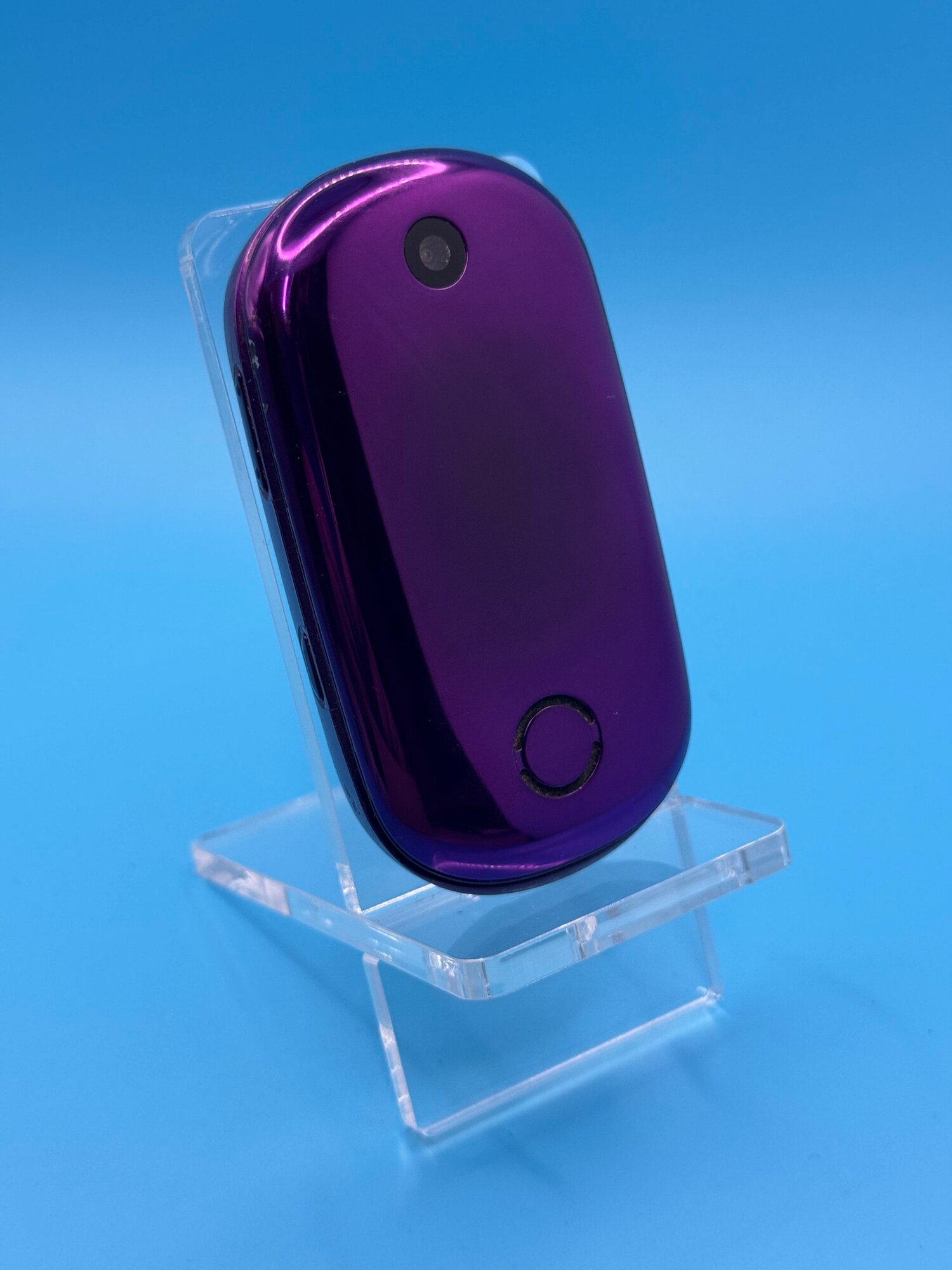 Мобильный телефон Motorola PEBL U9