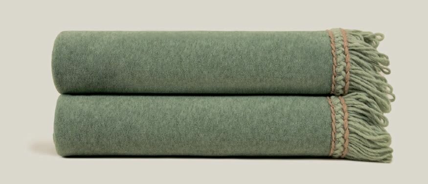 Плед Frati SOFT BAMBOO MOSS с тесьмой Matisse зеленый, 160х200 бамбук 40% полиэстер 60%, 900г