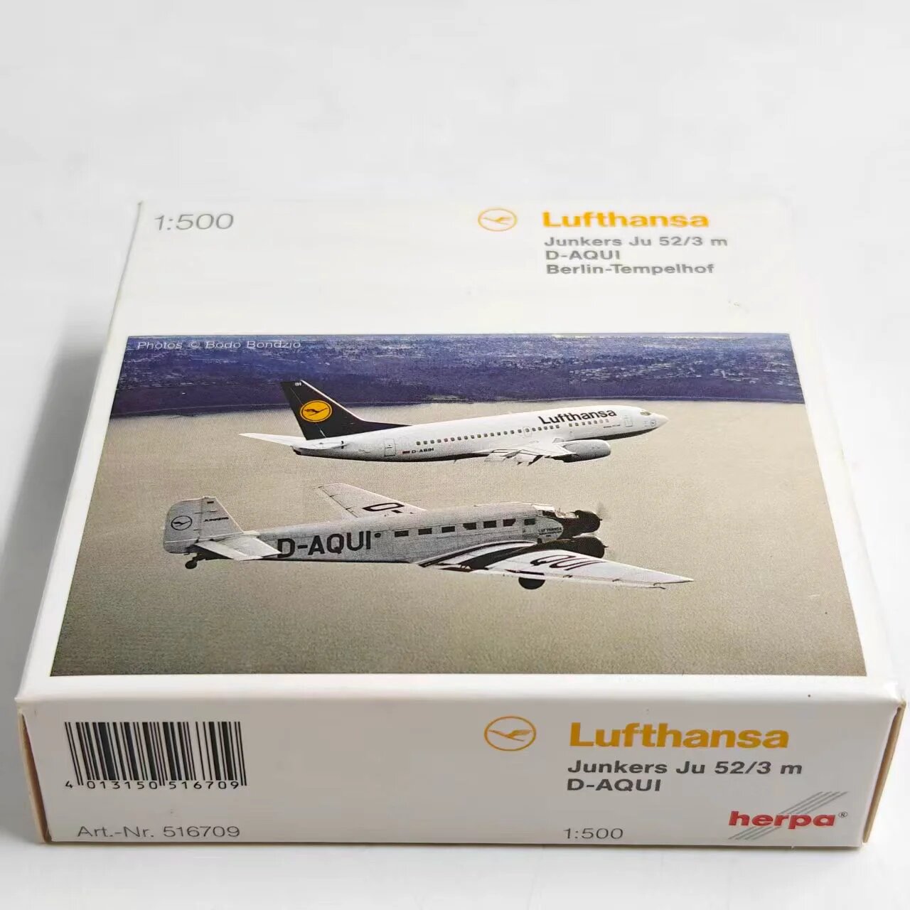 Коллекционная модель самолета JU-52 Herpa 1/500