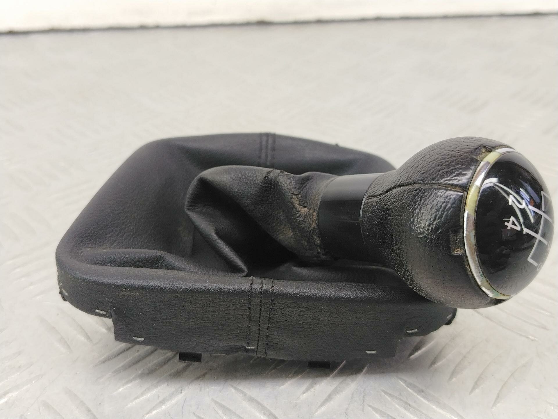 Ручка кулисы КПП Volkswagen Golf 5 (2003 - 2009)