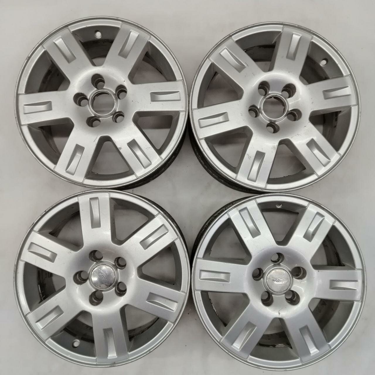 Комплект (4 шт) колесных дисков Ford 16x6.5 PCD 5x108 D63.3 ET52.5 (оригинал)